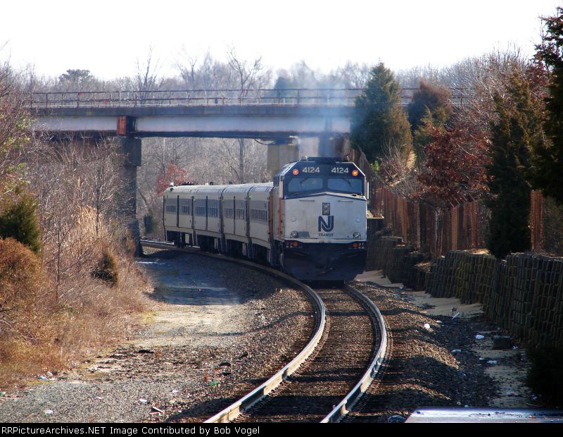 NJT 4124